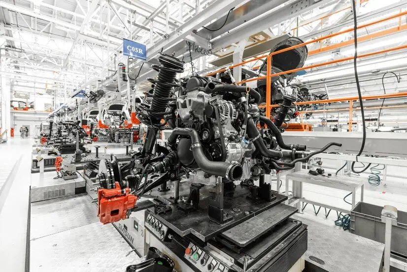 Precision Engineering: Exploring the Detroit Diesel Advantage